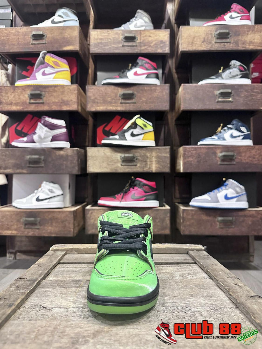 Sneakers Unisex Nike Jordan DUNK LOW SB FZ8319-300 POWERPUFF | TFNY ...
